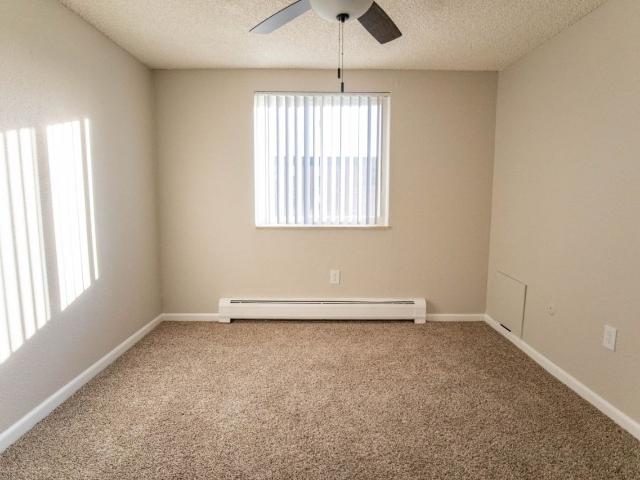 JT 1 Bedroom Apartment for Rent at Joliet Towers Apartments, Aurora, CO 80012 Aurora Hills