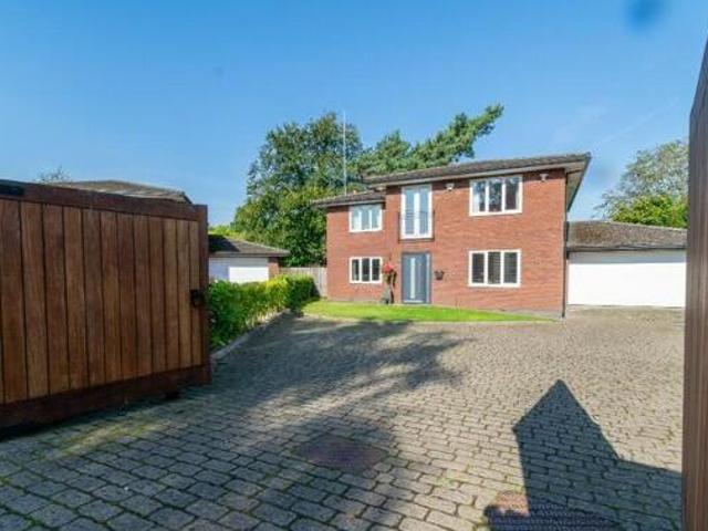 Junction Lane, Burscough, 4 Bedroom Detached