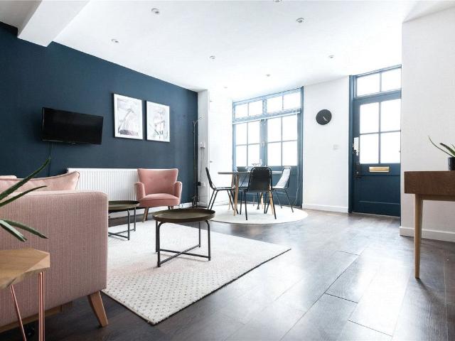 Junction Mews, London W2, Studio to rent, £4,000 pcm | PrimeLocation
