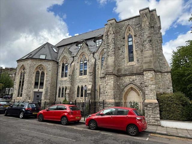 Junction Road, London 1 bed apartment to rent £2,000 pcm £462 pw