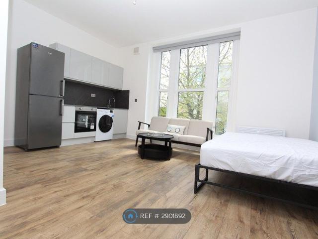Junction Road, London N19, Studio to rent, £1,699 pcm | PrimeLocation