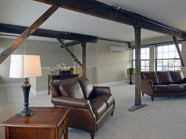 Junction Shop Lofts 4 Bedroom Apartment for Rent at 64 Beacon St, Worcester, MA 01610 University Park