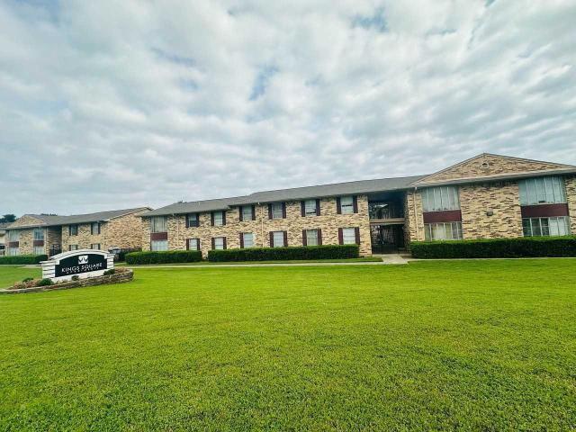 June Move 1 Bedroom Apartment for Rent at 2625 E Illinois Ave, Dallas, TX 75216 Cedar Crest Country Club Estates