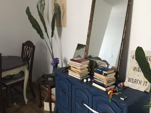 JUNE Move in WOC QUEER HOUSE