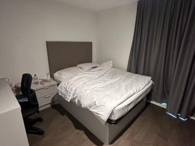 June–August Studio in Liverpool – Minutes from Uni
