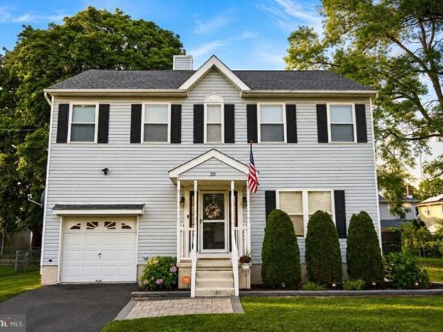 June Ave, Hamilton, Home For Sale