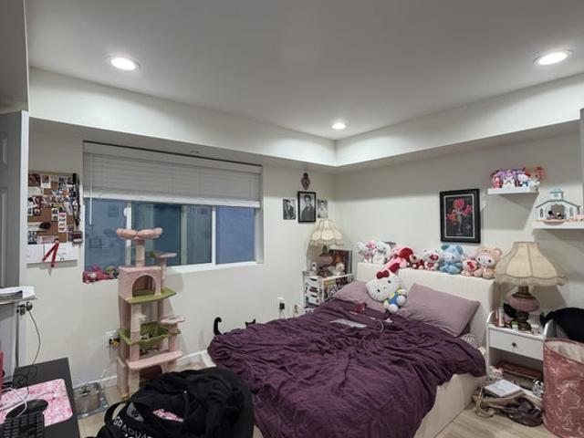 JUNE JULY EAST HOLLYWOOD LEASE TAKEOVER $1383/m