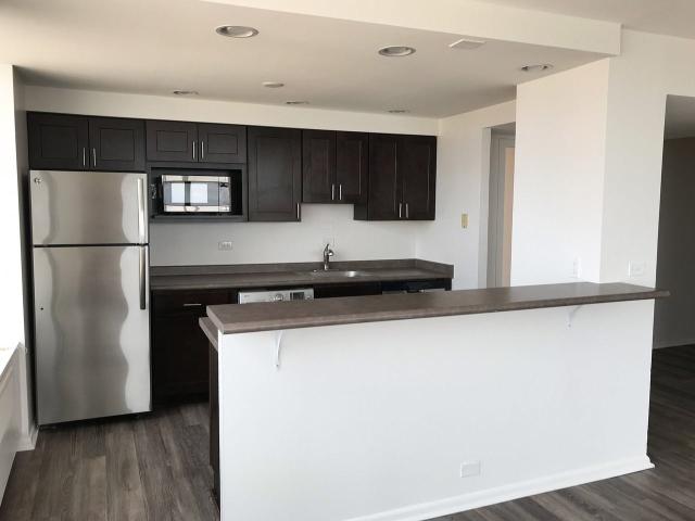 Juneau Village Towers Apartments Milwaukee, WI 1 Bedroom Apartment for Rent at 1029 North Jackson Street, Milwaukee, WI 53202 Juneau Town