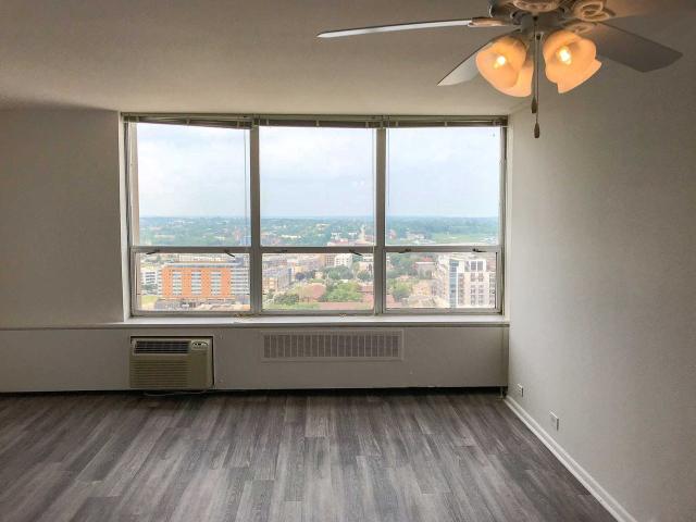 Juneau Village Towers Apartments Milwaukee, WI Studio Apartment for Rent at 1029 North Jackson Street, Milwaukee, WI 53202 Juneau Town