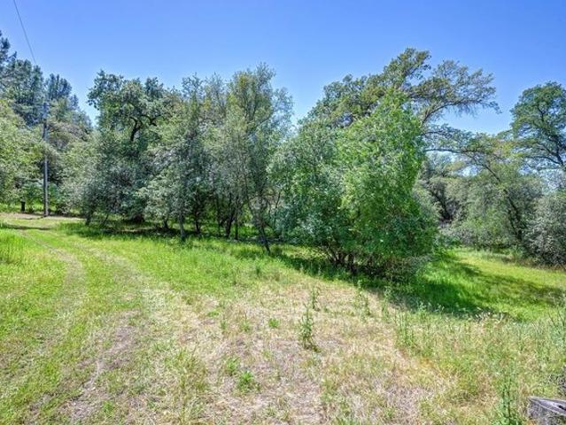 Junewood Ln, Loomis, CA 95650