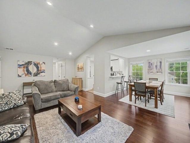 Juniper Ct Apt,clifton, Home For Sale