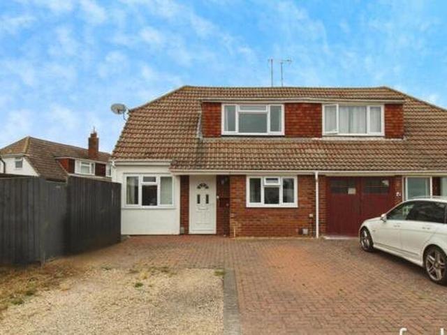 Juniper Close, Swindon, 3 Bedroom Semi detached