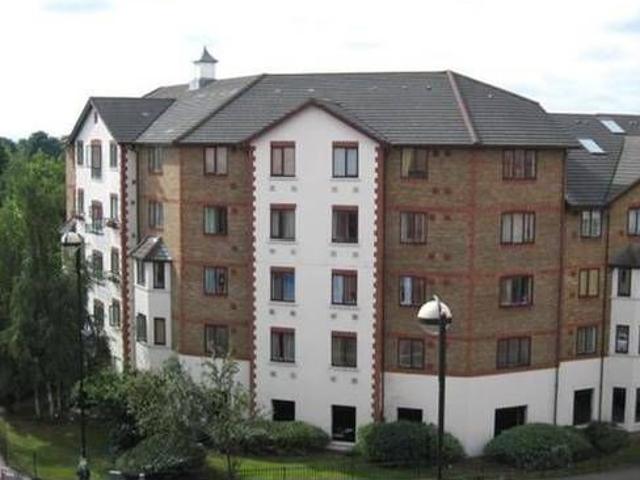 Juniper Court, Hounslow TW3, 2 bed flat to rent, £1,700 pcm | PrimeLocation
