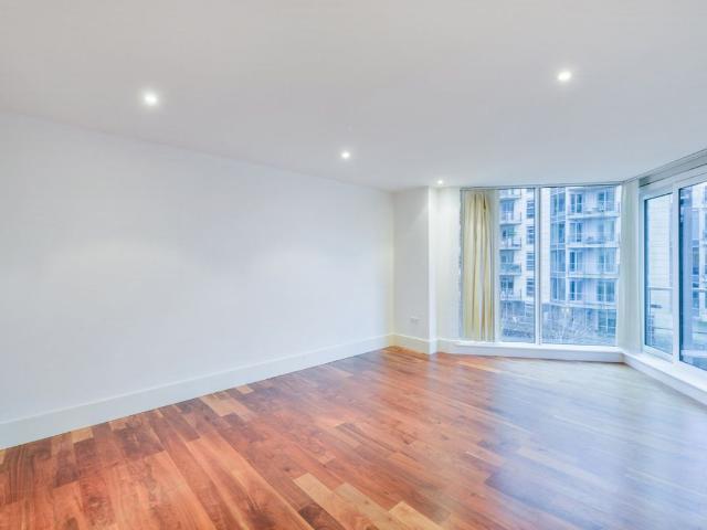 Juniper Drive, London SW18, 2 bed flat to rent, £2,800 pcm | PrimeLocation