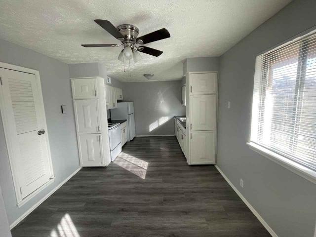 Juniper Gardens 1 Bedroom Apartment for Rent at 2303 Benson Gardens Blvd, Omaha, NE 68134 Benson Gardens