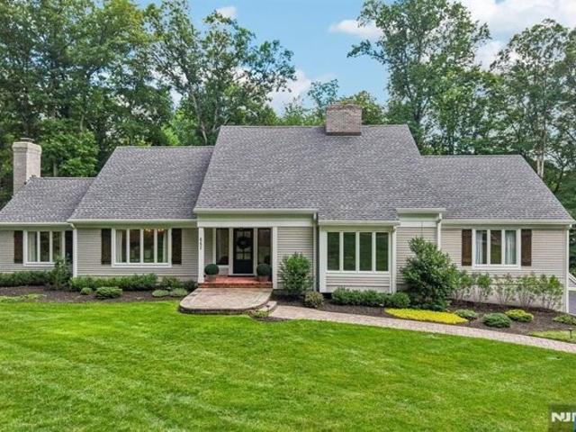 Juniper Pl, Franklin Lakes, Home For Sale