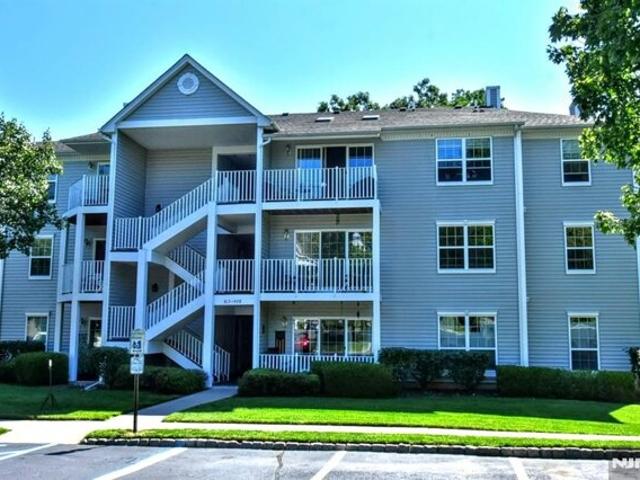 Juniper Way, Mahwah, Condo For Sale