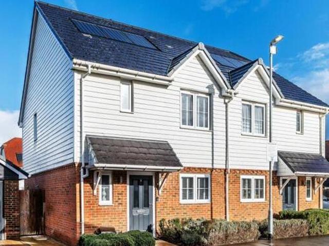 Juno Street, Paddock Wood, 3 Bedroom Semi detached