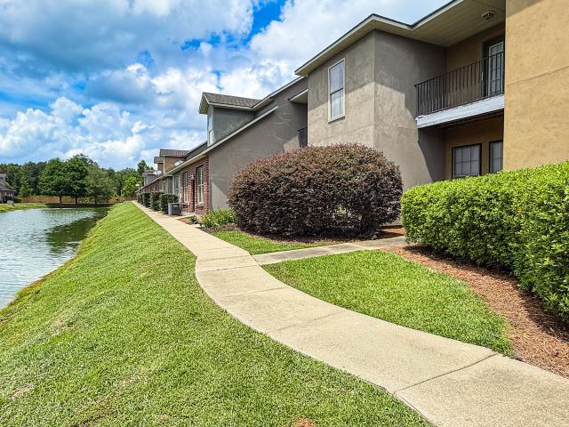 Juban Courts Condos 3 Bedroom Apartment for Rent at 8447 Florida Blvd, Denham Springs, LA 70726