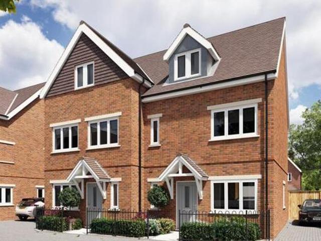 Jubilee Mews, Buckinghamshire, 3 Bedroom Semi detached