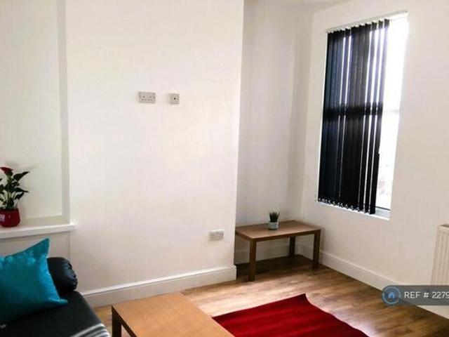 Jubilee Drive, Liverpool, 6 Bedroom Terraced