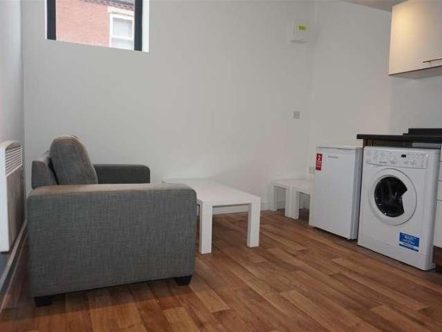 Jubilee Drive, Liverpool, L7