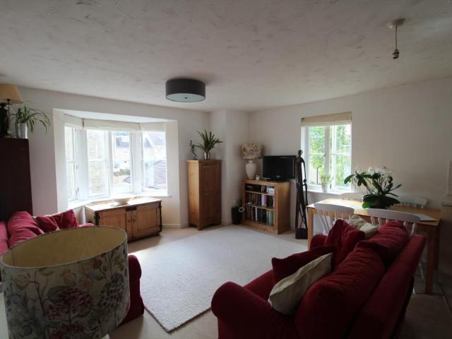 Jubilee Green, Papworth Everard, Cambridge CB23, 2 bed flat to rent, £950 pcm | PrimeLocation