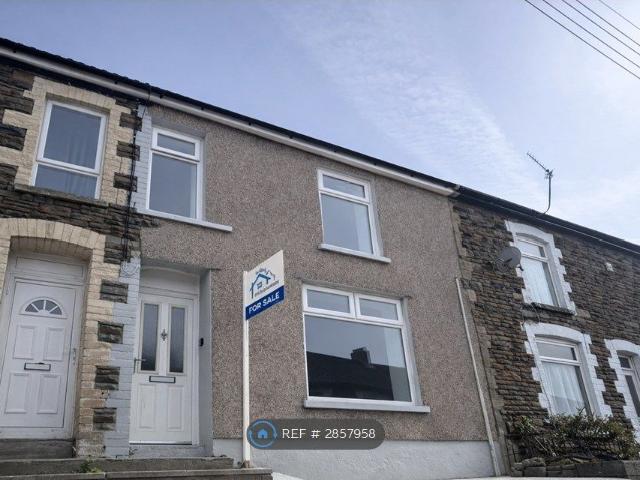 Jubilee Road, New Tredegar NP24, 2 bed flat to rent, £675 pcm | PrimeLocation