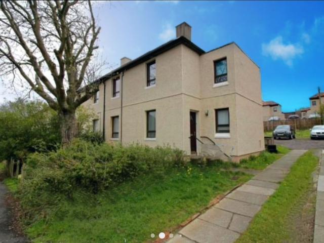 Jubilee Road, Whitburn, Bathgate EH47, 2 bed flat to rent, £825 pcm | PrimeLocation