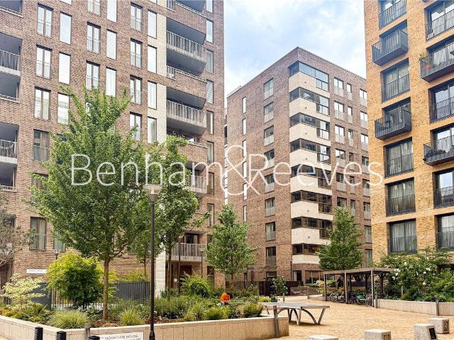Jubilee Walk, London WC1X, 2 bed flat to rent, £4,300 pcm | PrimeLocation