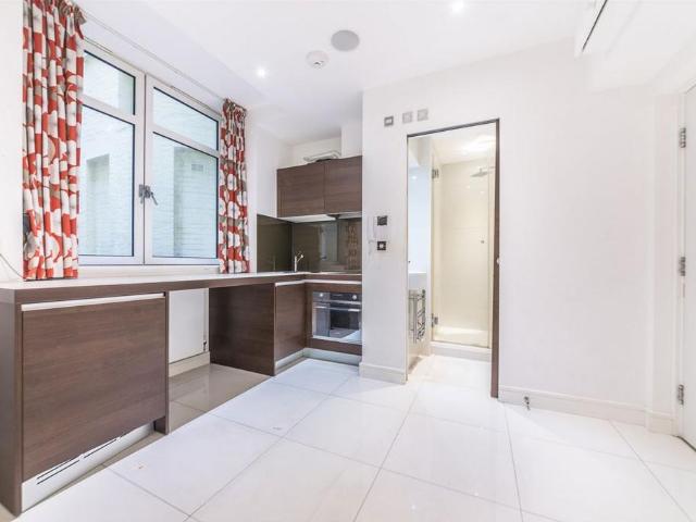 Judd Street, London WC1H Studio to rent £1,699 pcm £392 pw