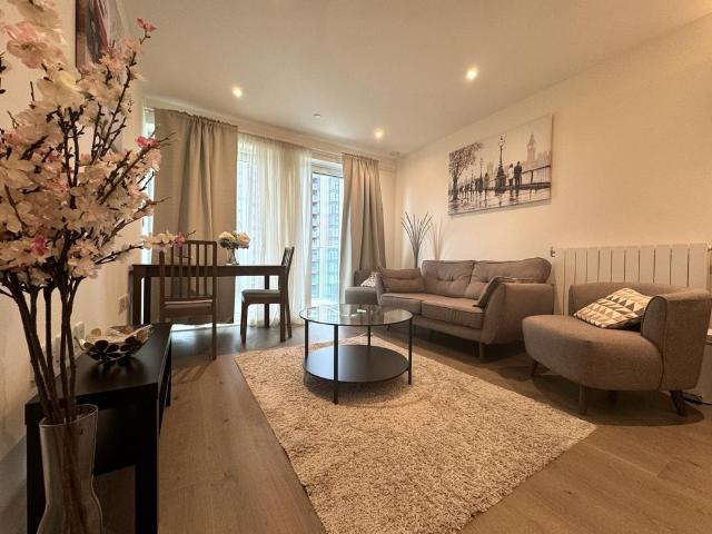 Judde House, Duke Of Wellington. 1 bed flat to rent £2,150 pcm £496 pw