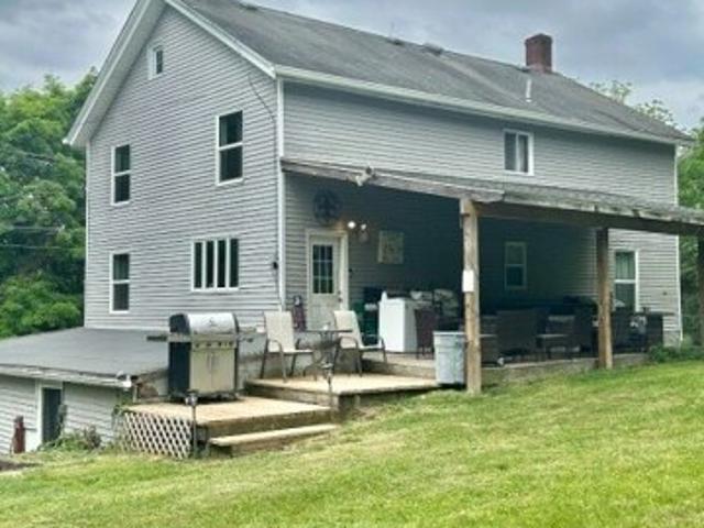 Judge Beach Rd, Wantage Township, Home For Sale