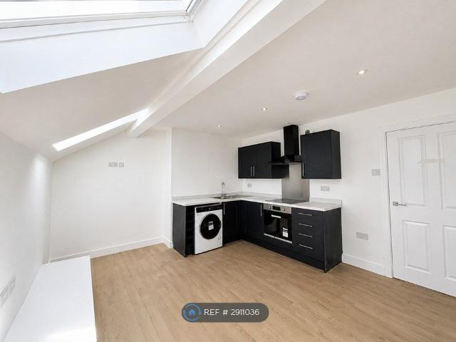 Judges Drive, Liverpool L6, 2 bed flat to rent, £1,000 pcm | PrimeLocation