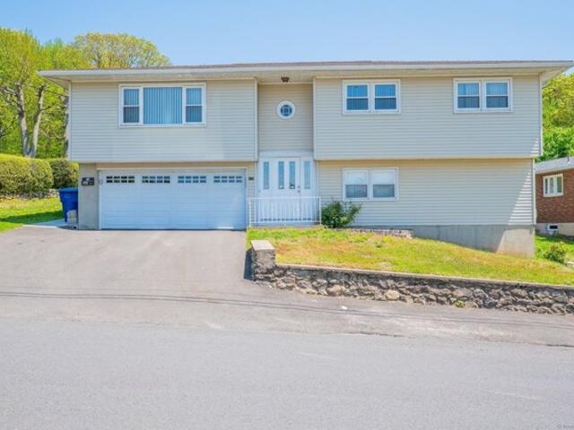 Judith Ln, Waterbury, Home For Sale