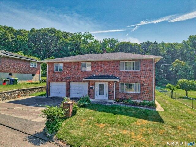 Judith Ln, Waterbury, Home For Sale