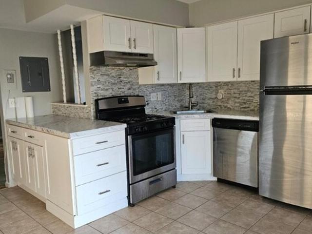 Judson St Apt B, Edison, Property For Sale