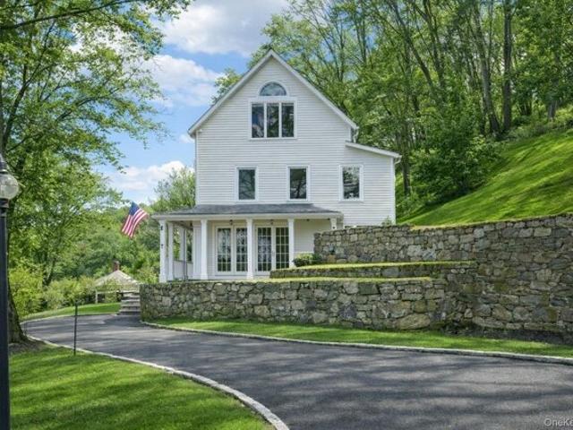 Juengstville Rd, Croton Falls, Home For Sale