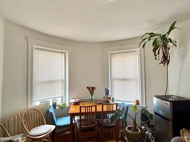 July August Sublet double room in Cambridge