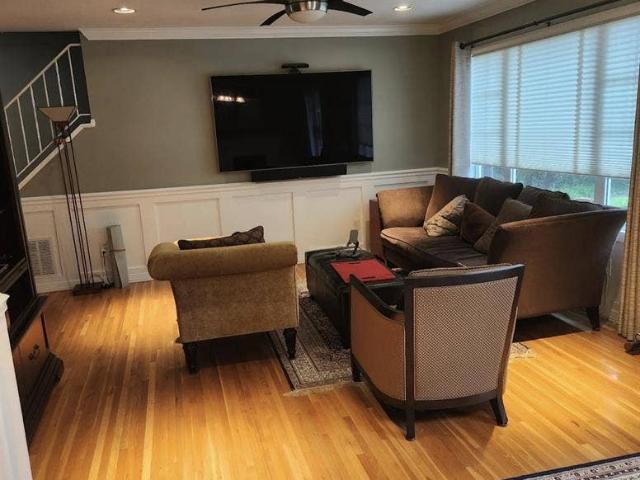 July house, 4 bed 3 bath in Fairfax