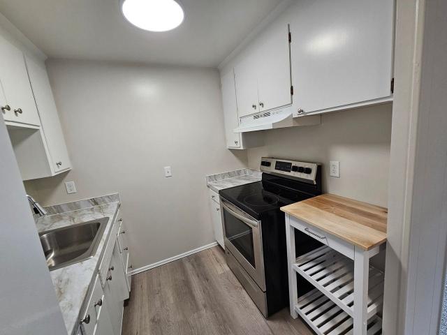 Julee Apartments 1 Bedroom Apartment for Rent at 15404 10th Ave Sw, Burien, WA 98166 Burien Lake View