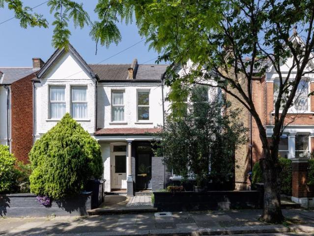 Julian Avenue, London W3, 4 bed semi detached house to rent, £4,312 pcm | PrimeLocation
