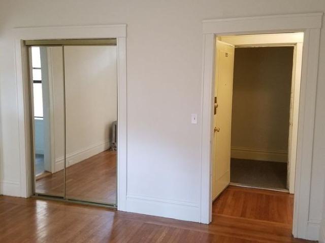 julian Studio Apartment for Rent at 140 Julian Avenue, San Francisco, CA 94103 Mission