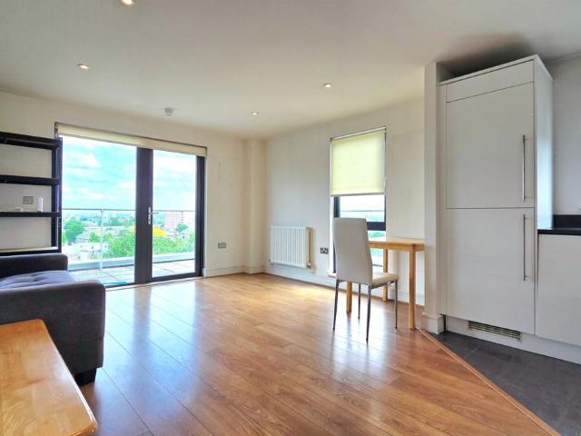 Jupiter House, Turner Street, London E16, 1 bed flat to rent, £1,900 pcm | PrimeLocation