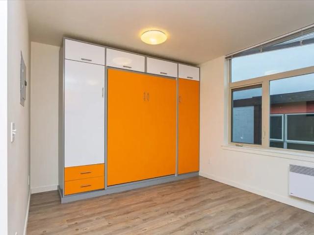 Jupiter Studio Apartment for Rent at 155 17th Ave, Seattle, WA 98122 Minor