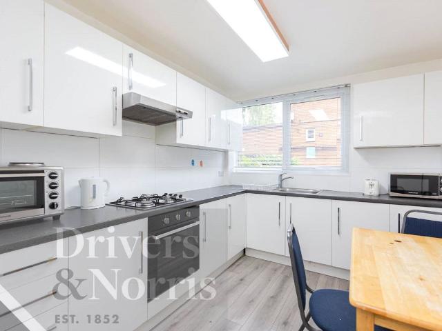 Jupiter Way, Islington, London N7, 4 bed property to rent, £4,250 pcm | PrimeLocation