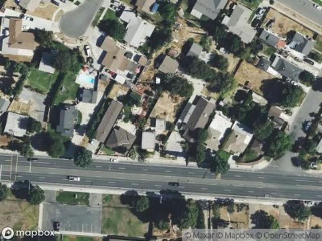 Jurupa Ave