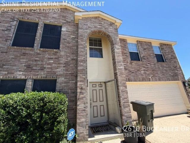 Just minutes away from local schools, dining, and shopping, and FT Hood Main Gate