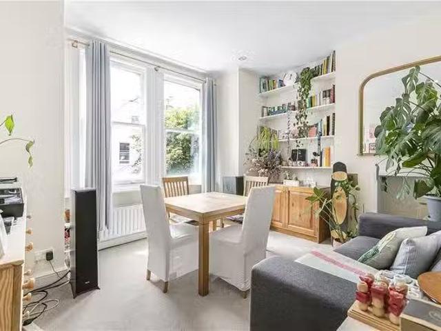 New Flat to rent in Werter Road, Putney SW15