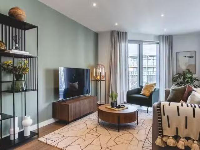 Just in! Flat to rent in Nine Elms Lane, London SW11